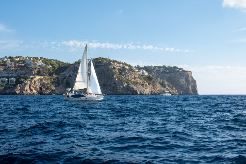 Set Sail: Boat Trip Around Mallorca - Estilo Palma
