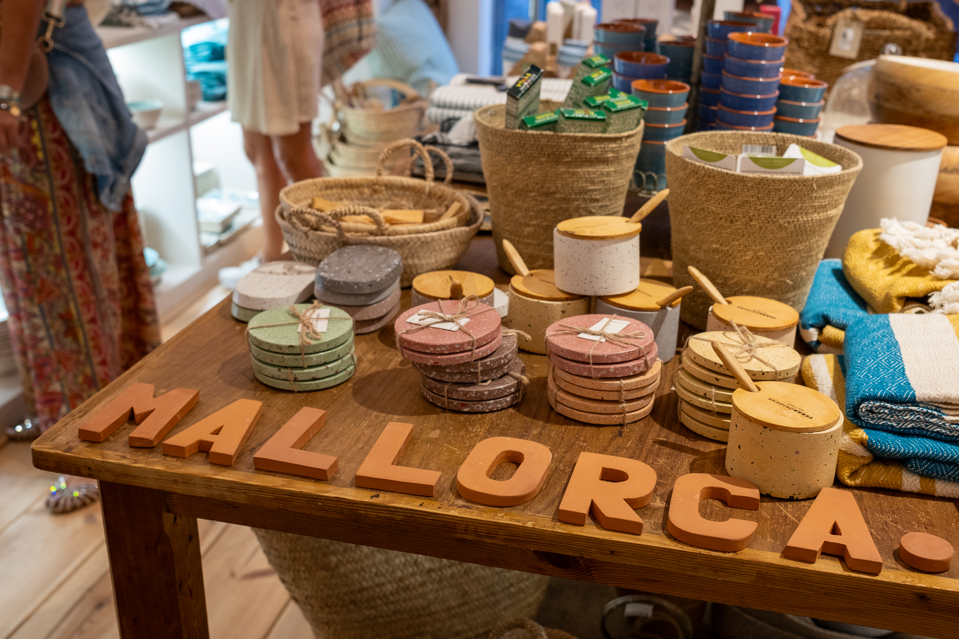 Presents and Memories of Mallorca - Estilo Palma