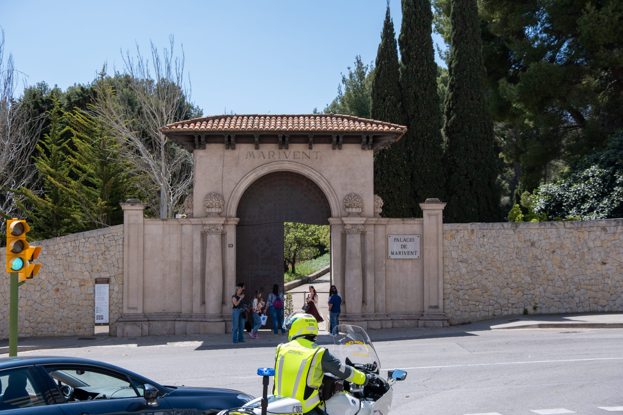 Marivent Palace Gardens: A Mediterranean Oasis - Estilo Palma