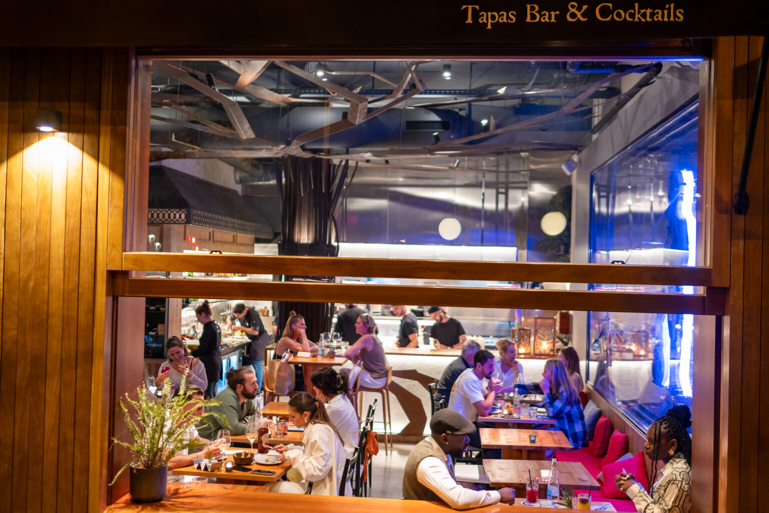 Ombu: Cocktails and Tapas - Estilo Palma